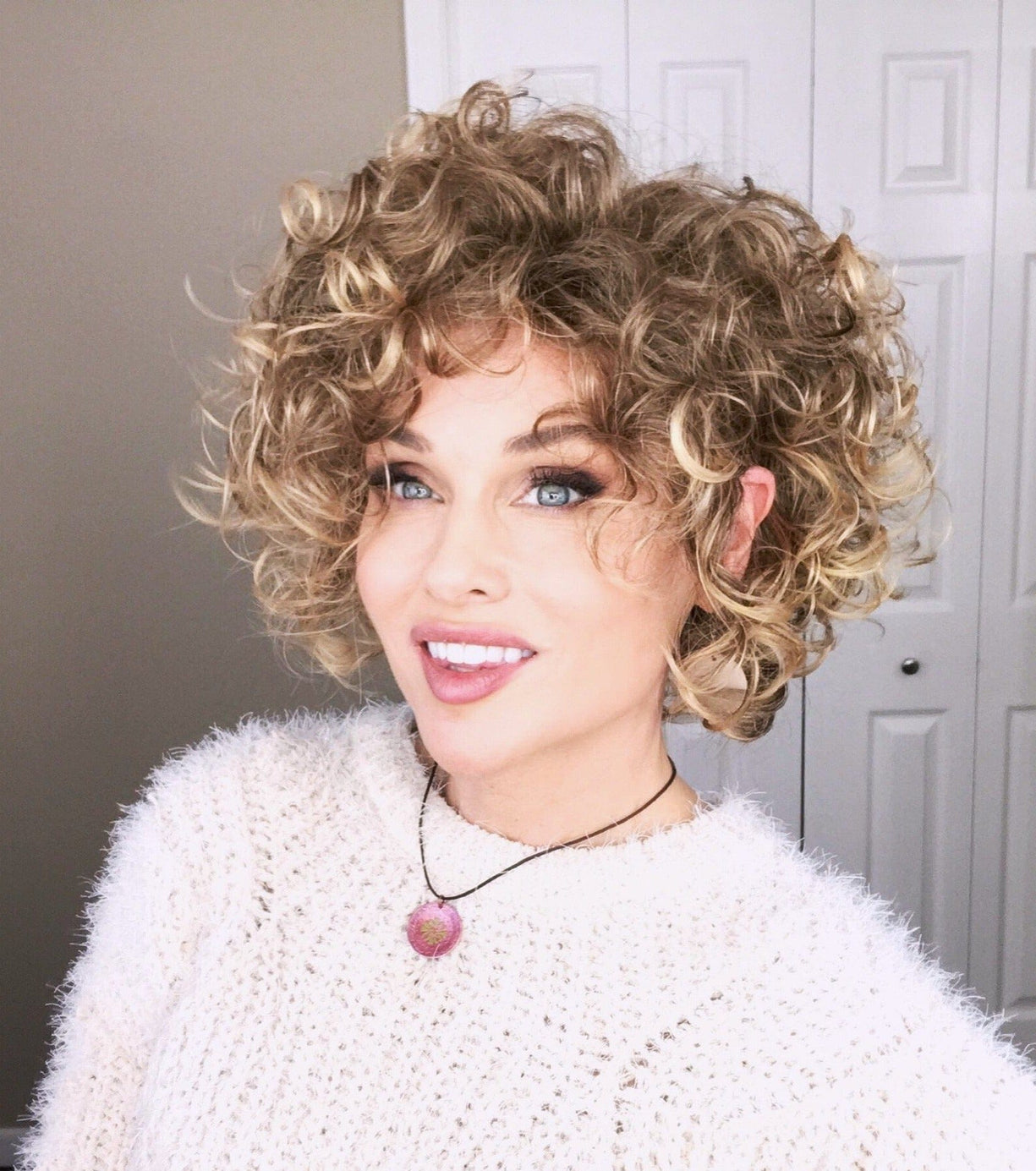Angelina Wig by Wig Pro® | Short Curly Synthetic Wig – Wig Studio 1